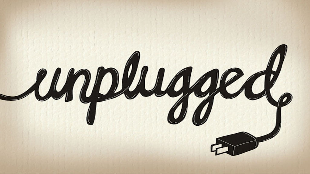 AN UNPLUGGED NIGHT OF WORSHIP AND THANKSGIVING – whoopwhoopblog